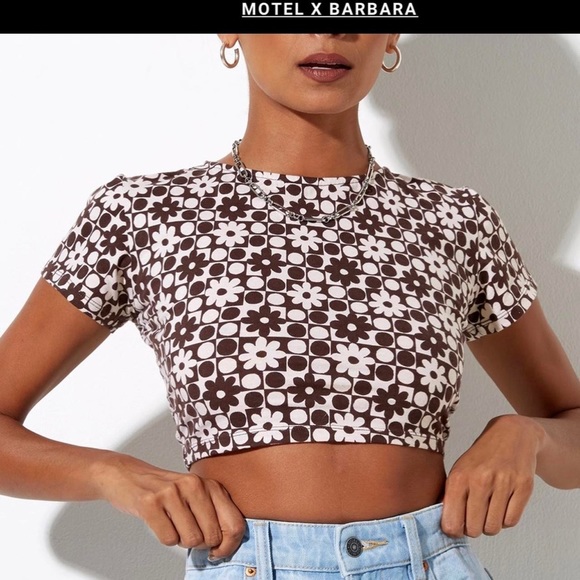 Motel Rocks | Tops | Motel Rockstindy Crop Top In Patchwork Daisy Brown ...